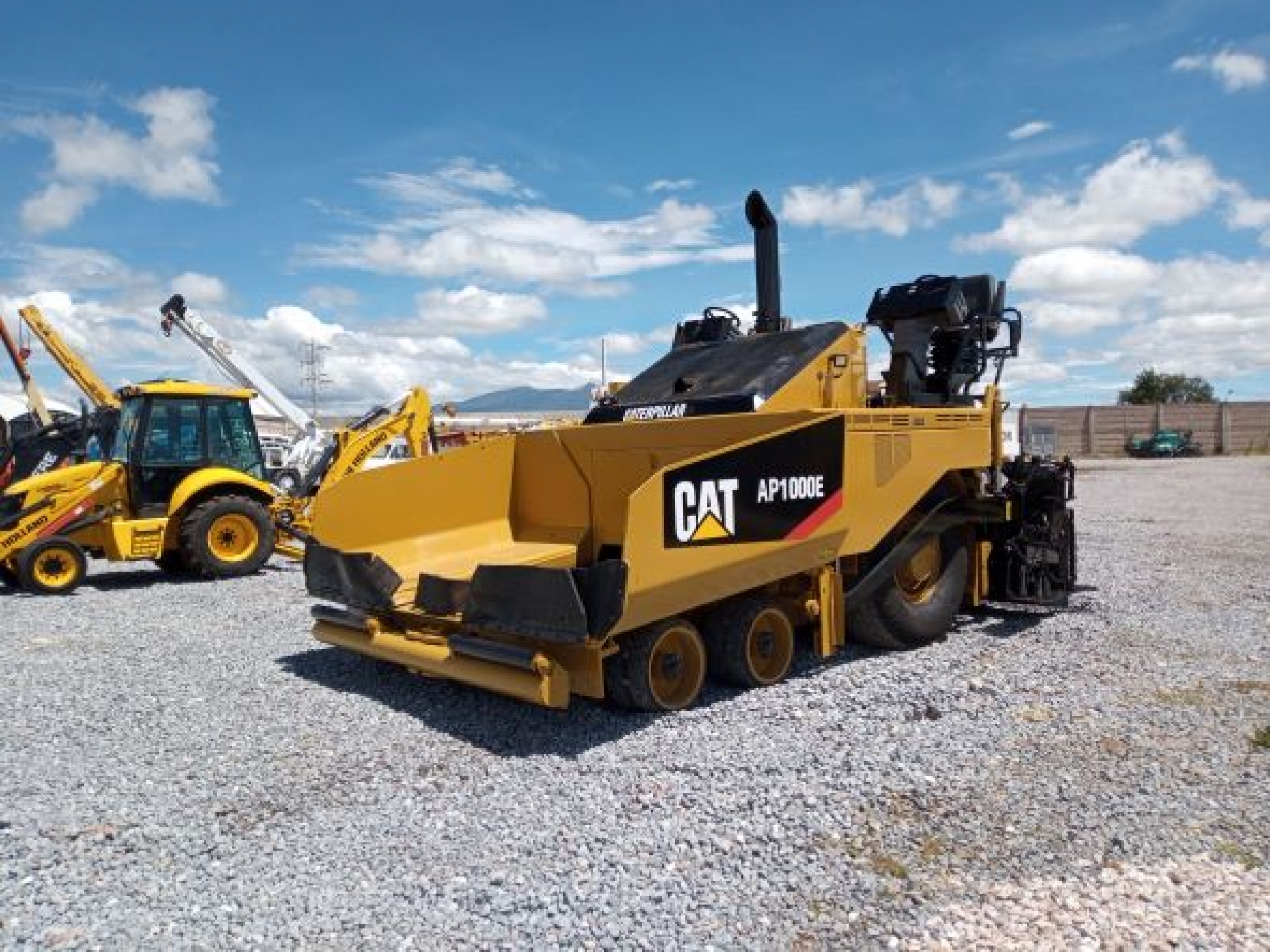 CATERPILLAR Modelo AP1000E A 598 Importadora De Maquinaria Y caterpillar-modelo-ap1000e-a-598-importadora-de-maquinaria-y